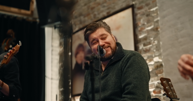 'Rasmus Bjerg: Musikalsk One Man Show - om et menneske eller noget der ... 'Rasmus Bjerg: Musikalsk One Man Show - om et menneske eller noget der ...